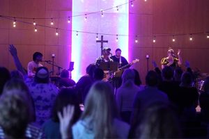 Worship | Lutheran Church of Hope – West Des Moines